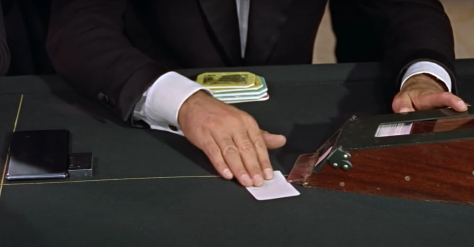 ターンバックカフス | 装ひ研究所